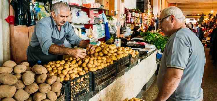 How to Save Money on Groceries - GrabOn